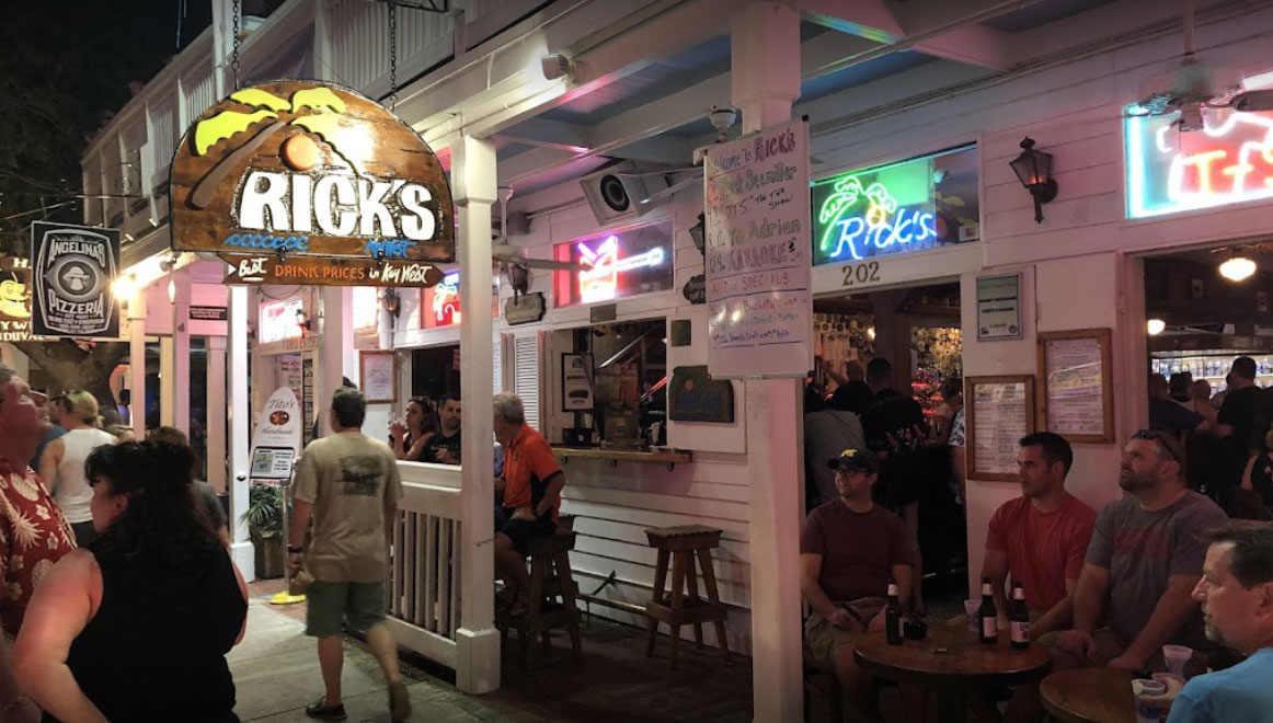 Rick's Bar - Great Locations